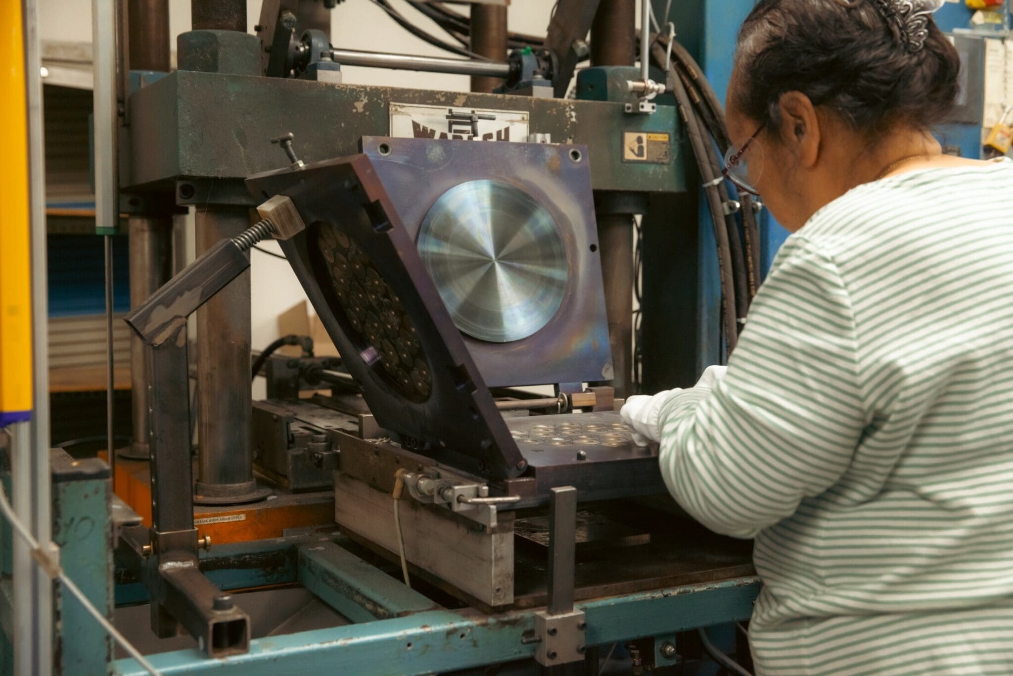Transfer Molding | The Rubber Group